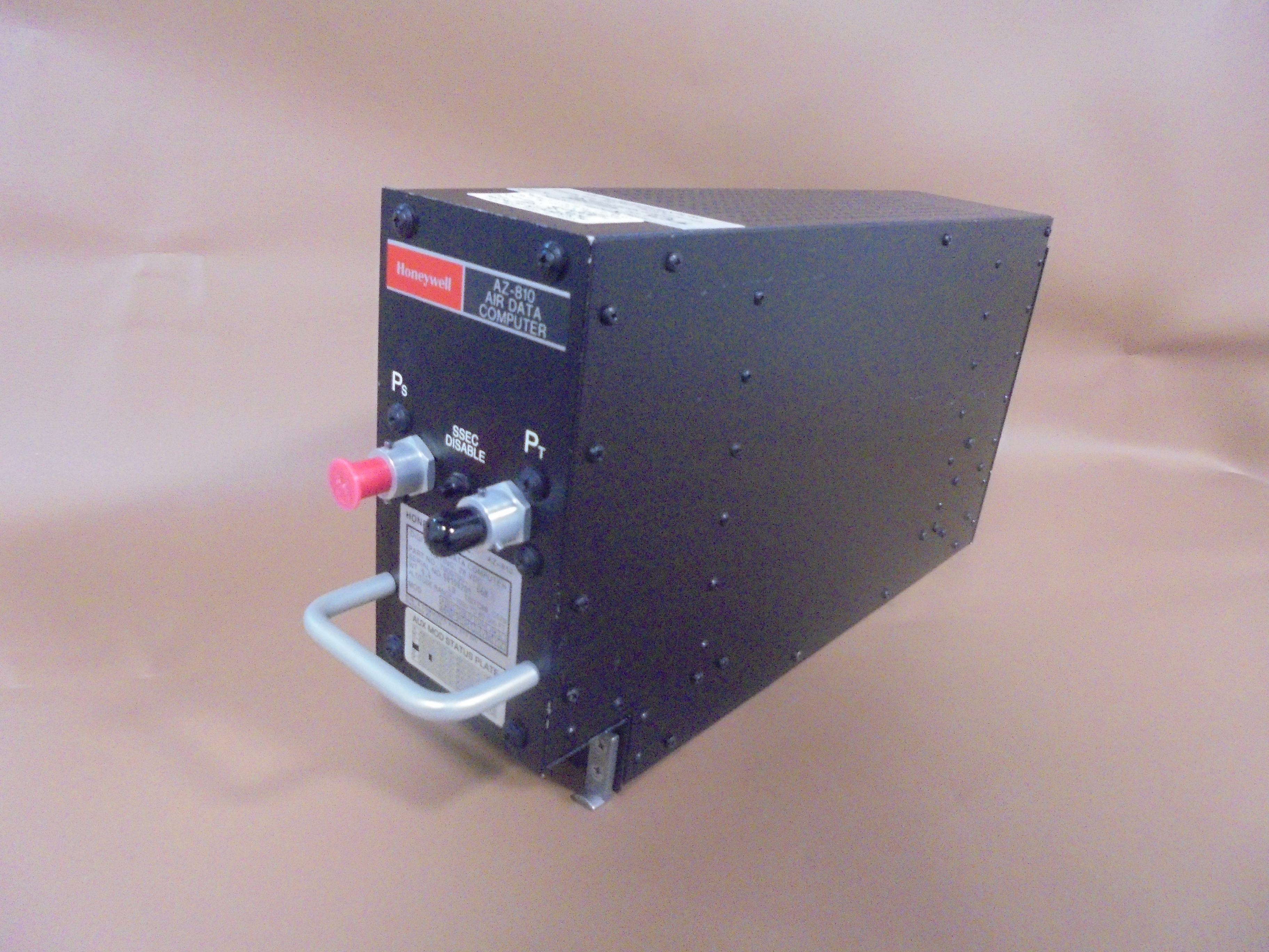 7000700-668 – AZ-810 – AIR DATA COMPUTER – Avionics Sales Corporation